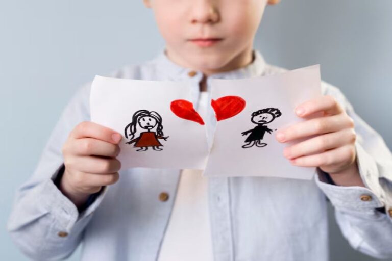 How to Help Kids Through Divorce? - American Judicial System
